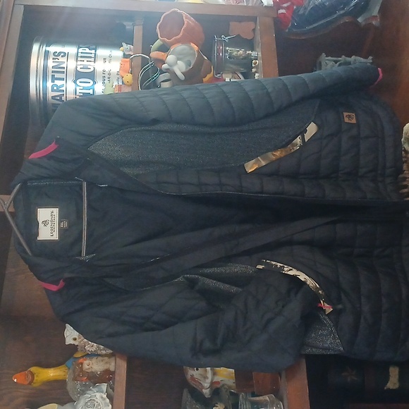 Legendary Whitetails | Jackets & Coats | Nwot Womens Legendary ...